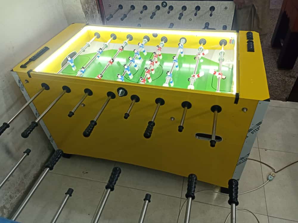 Foosball Table, Fuseball Table 4 Feet by 5 Feet - Long Sheet Full Cove